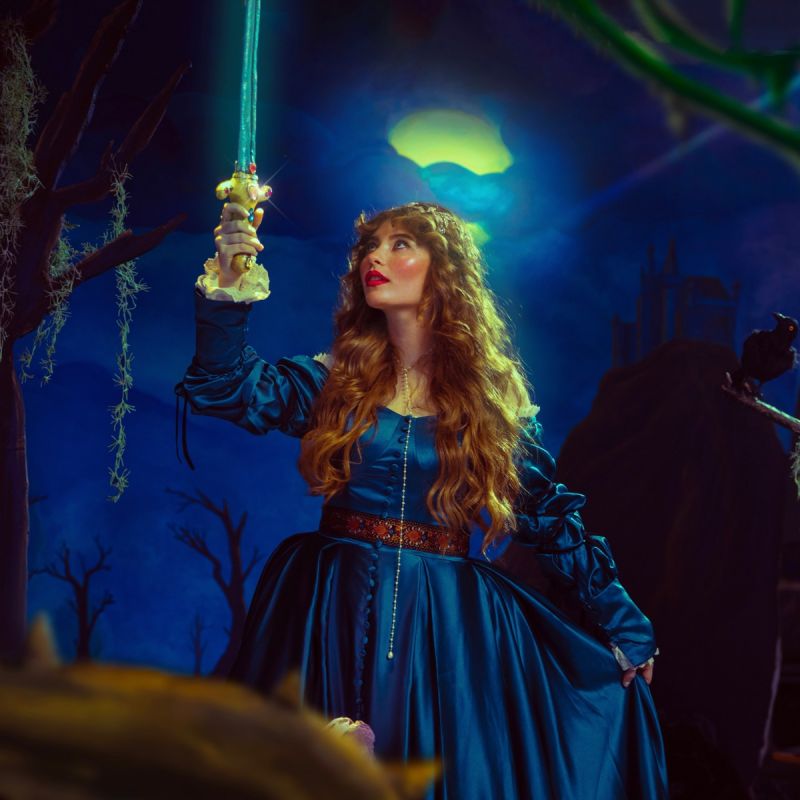 Allison Ponthier - Character Development - hitparade.ch